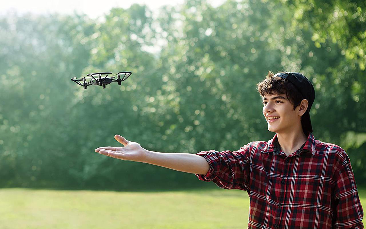 RYZE Tello Drohne powered by DJI Drohne bei MediaMarkt