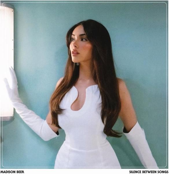 Madison Beer | Silence Between Songs - (CD) Madison Beer auf CD online ...