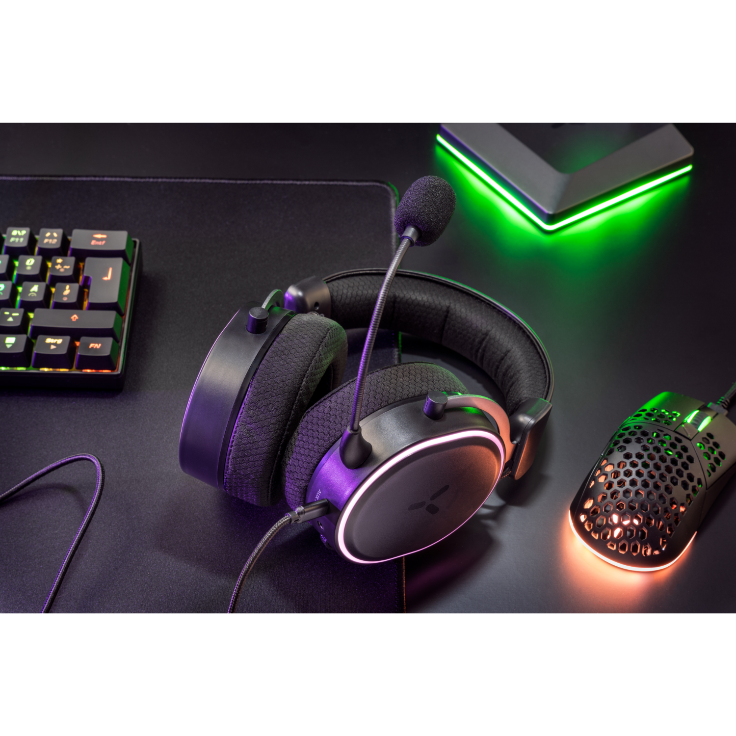 ISY IGH 3000 Ultralight Gaming-headset Zwart kopen? | MediaMarkt