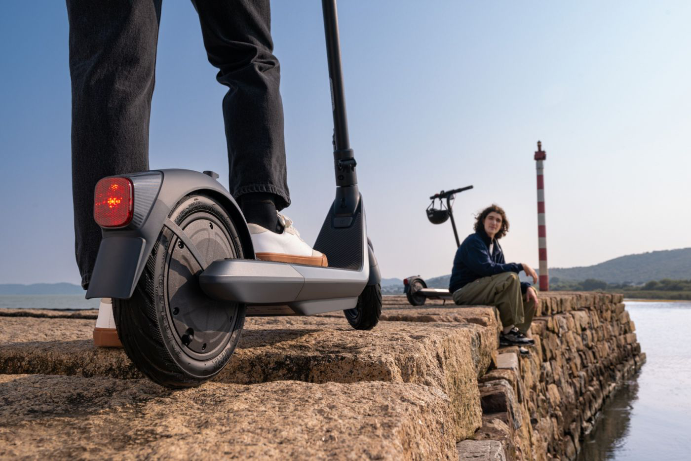 SEGWAY-NINEBOT Ninebot Kickscooter E2 PRO E, maximális sebesség: 25 km ...