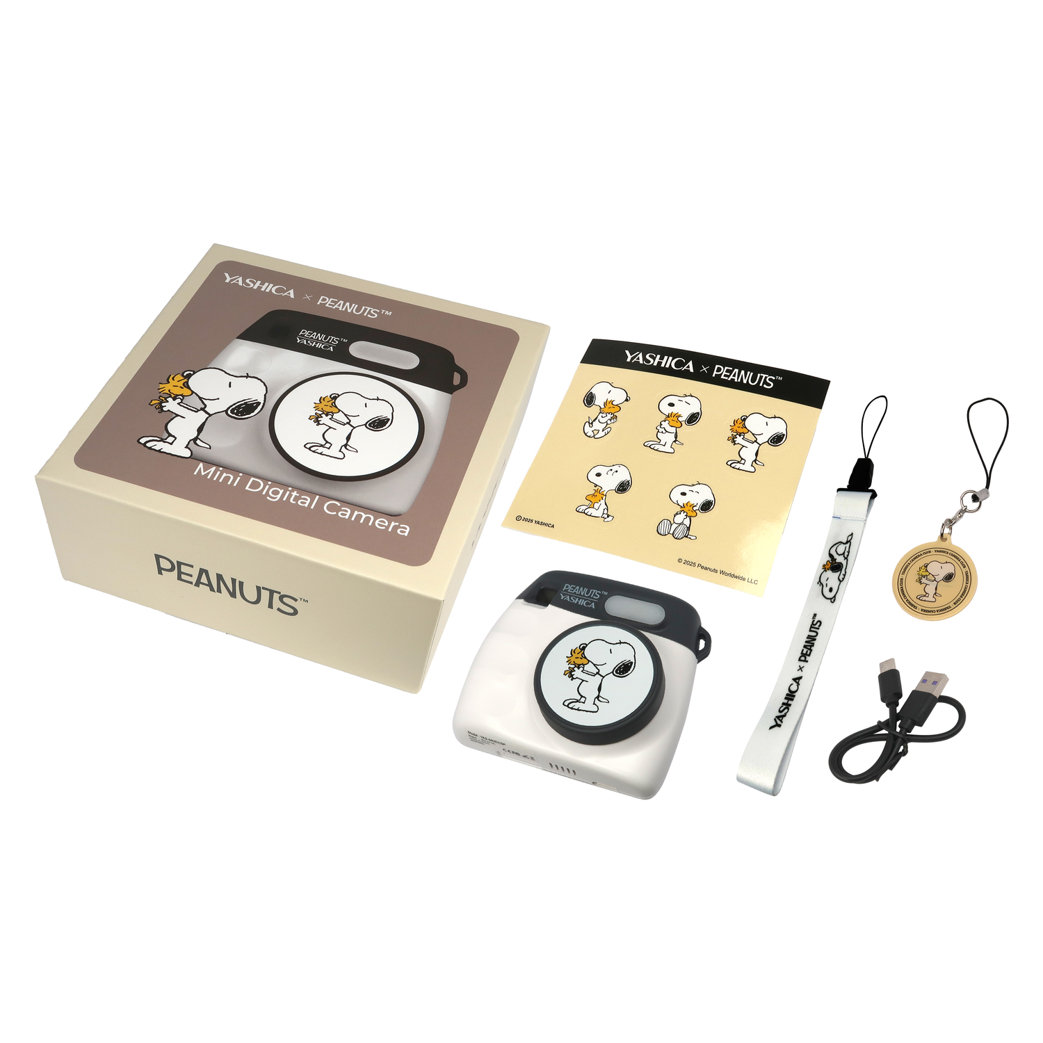 YASHICA Peanuts Mini Digital Camera B&W Snoopy World | Compact camera ...