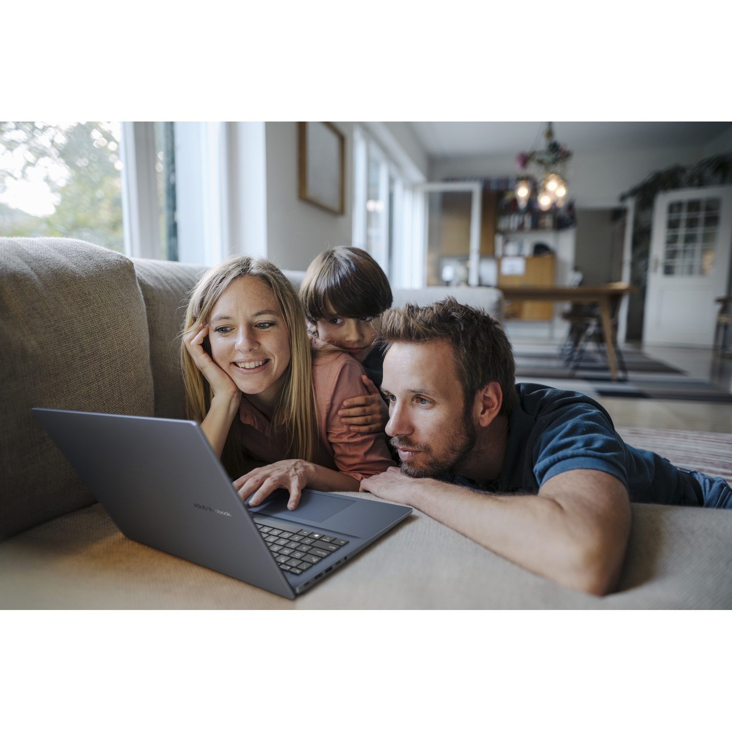ASUS Vivobook 16 M1607 Copilot+ PC NOTEBOOK, 16 ", processore AMD Ryzen ...