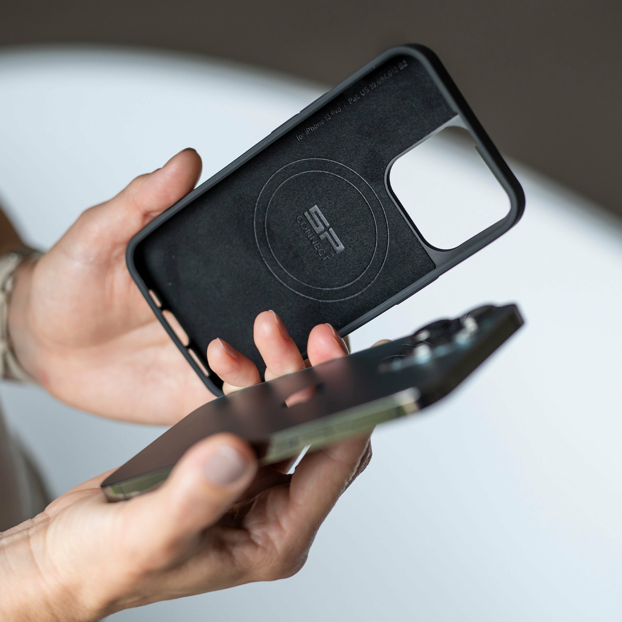 SP CONNECT Phone Case, Full Cover, Apple, iPhone 16 Pro, Schwarz ...
