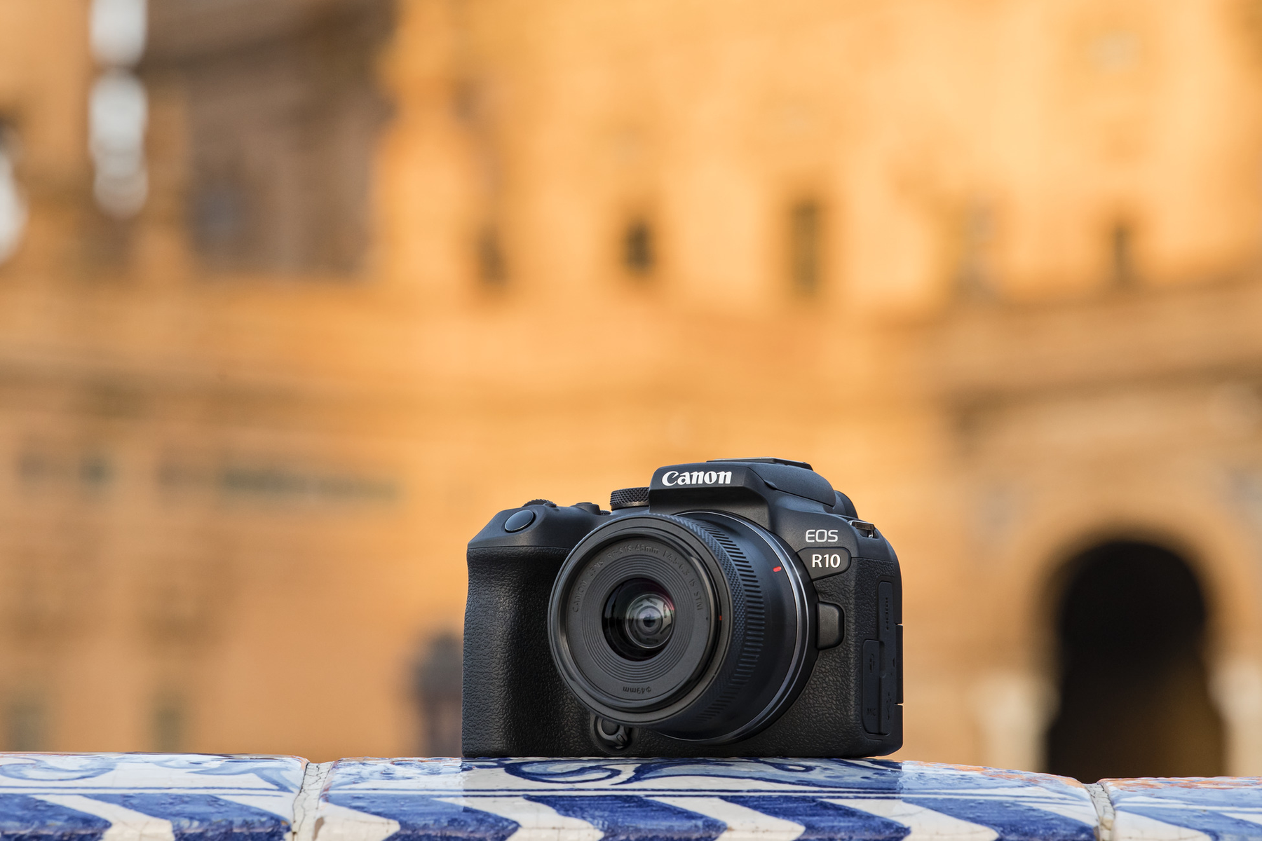 FOTOCAMERA MIRRORLESS CANON EOS R10 25,5 MP, 50, Stabilizzazione ...