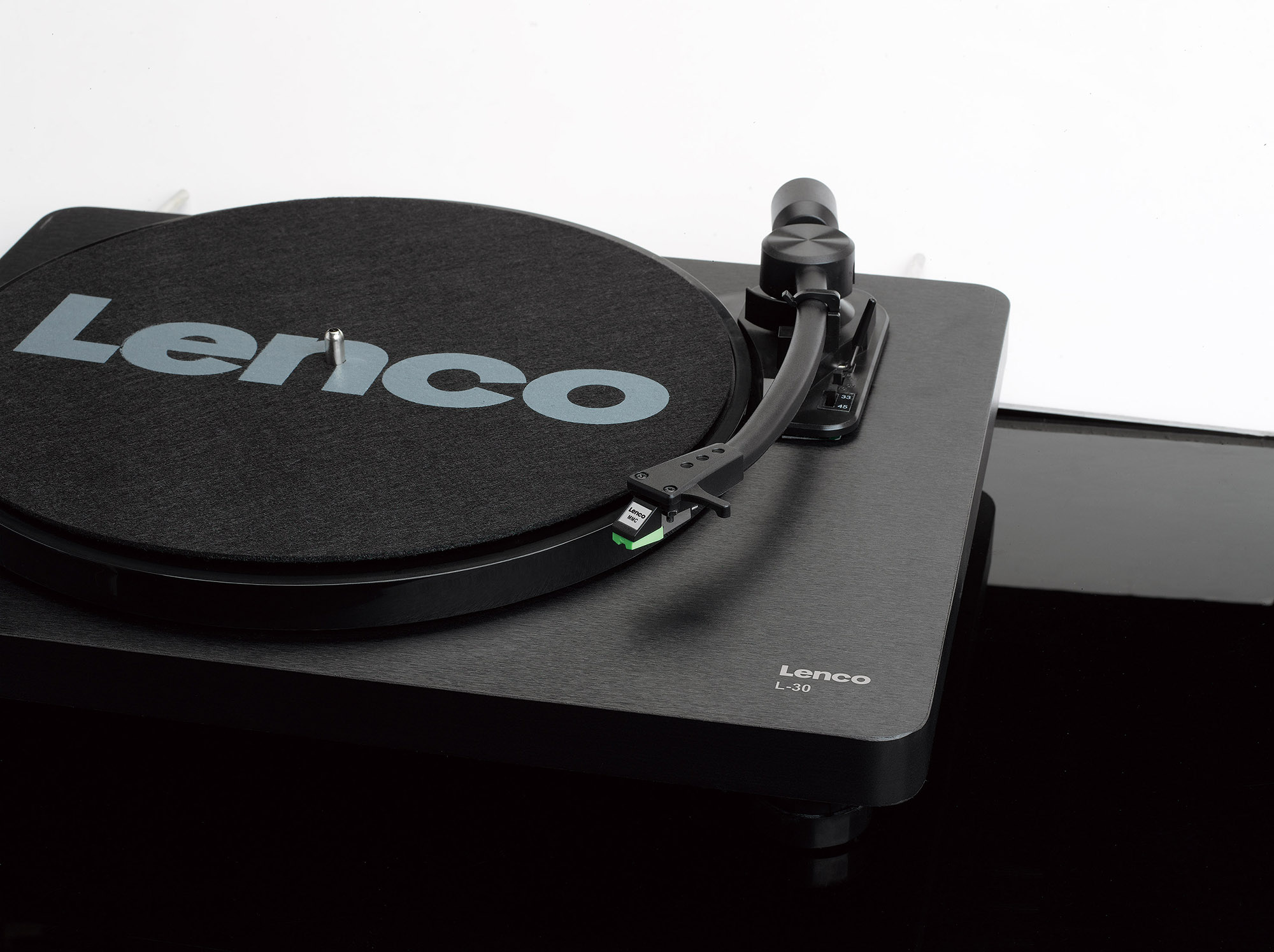 LENCO L-30 Black | MediaMarkt